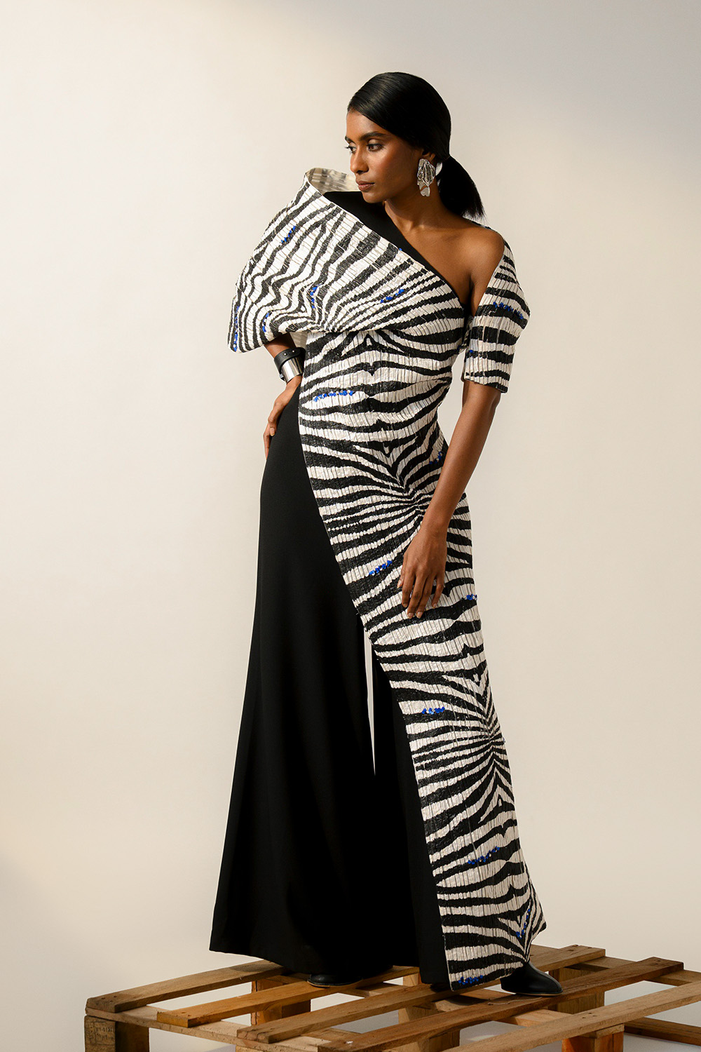 RICHA KHEMKA presents Deep 2.0 available only at FEI